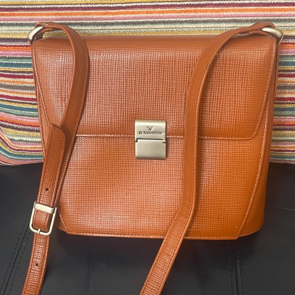 Rudolph Valentino | Bags | Rudolph Valentino Vintage Textured Crossbody ...